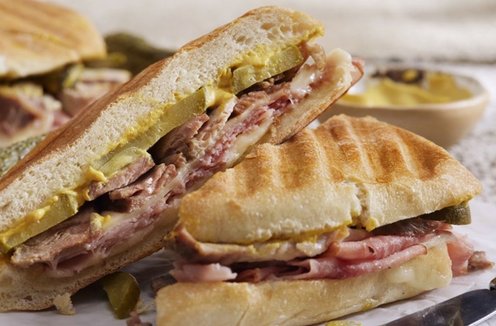 Receta de sándwich cubano: Tradición caribeña en tu mesa - Recetas de Pan